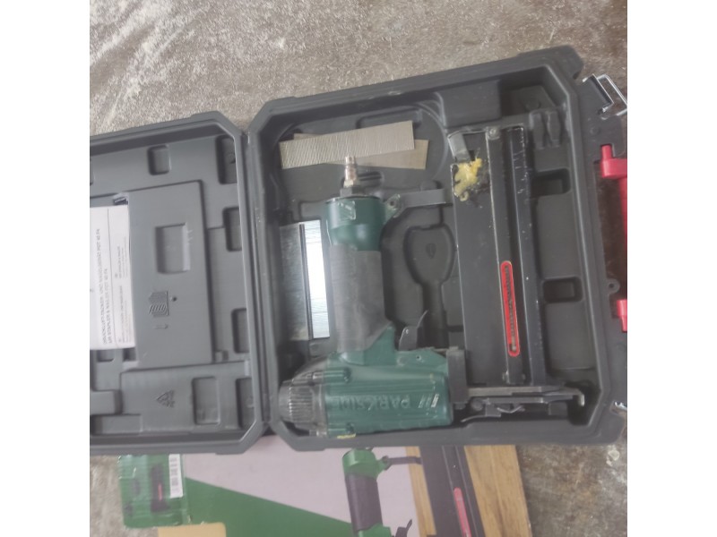 Pneumatska heftalica