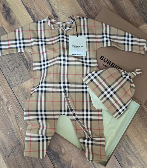 Burberry set za bebe original