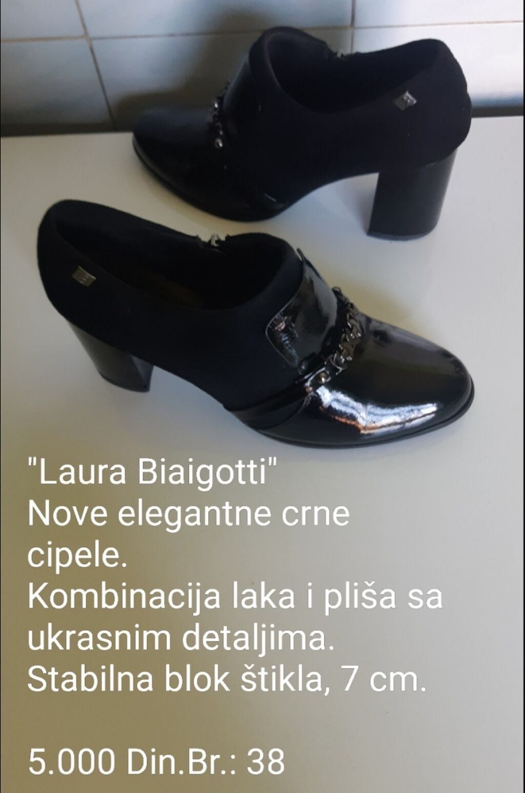 Laura Biagiotti elegantne ženske cipele na štiklu. - Boja: crna -