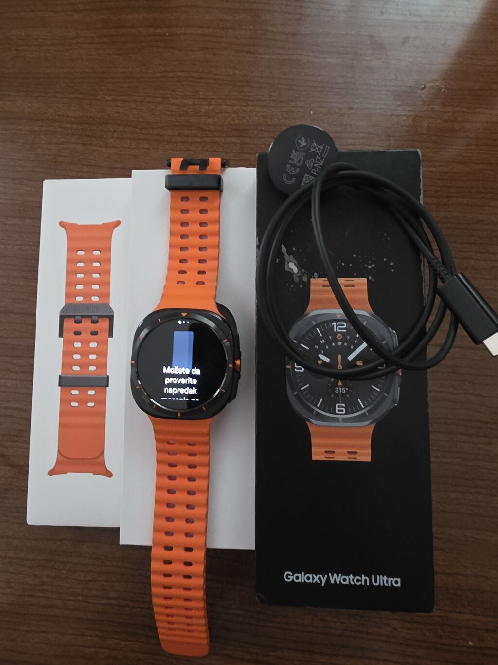 Samsung Galaxy Watch Ultra (47 mm) – narandžasti sportski kaiš -