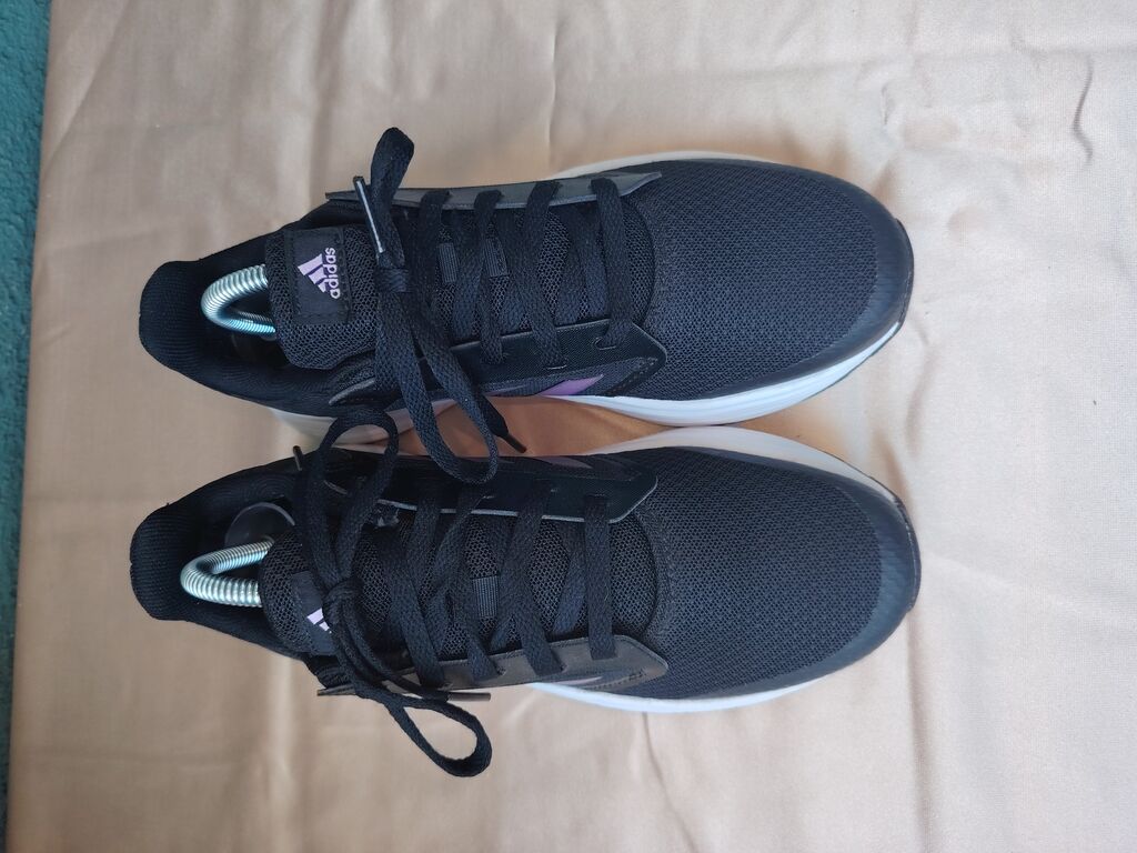 Adidas patike za trčanje/fitnes Ug 23,5cm JEDNOM NOŠENE, KAO NOVE! -