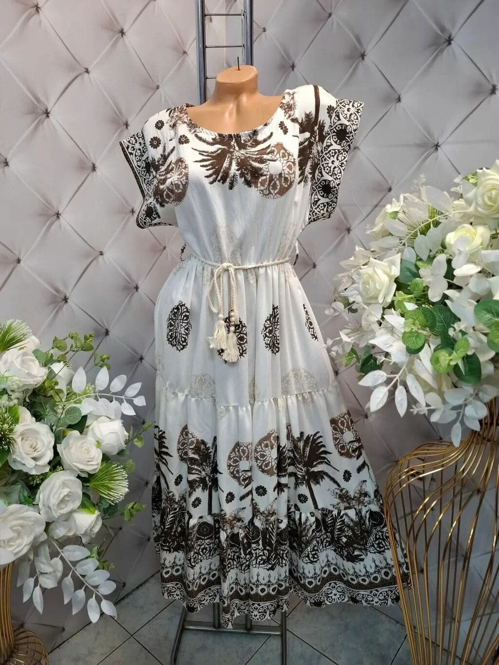 Boho maxi haljina sa tropskim printom - Dužina: maxi, sa slojevitim