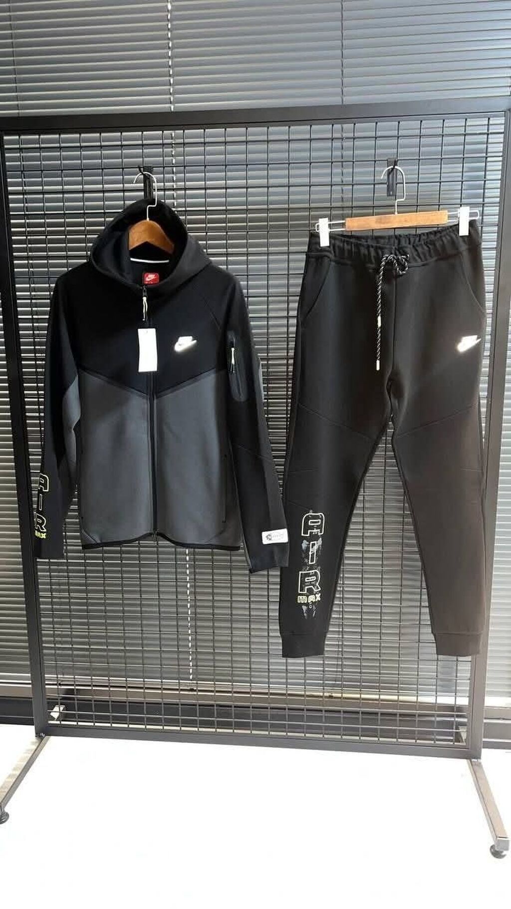 Trenerka Nike, bоја - Crna