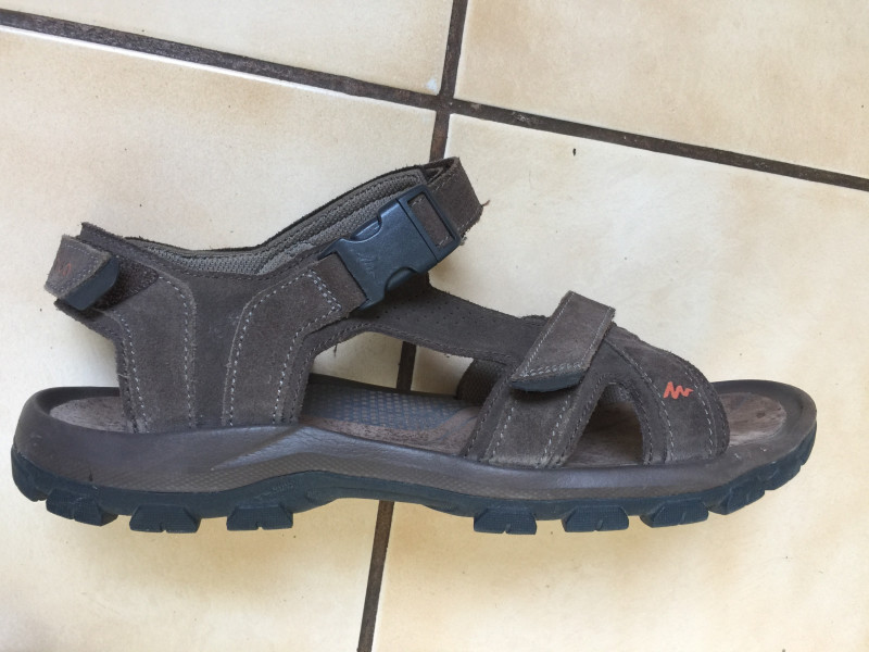 QUECHUA muške sandale 45 par puta obuvene