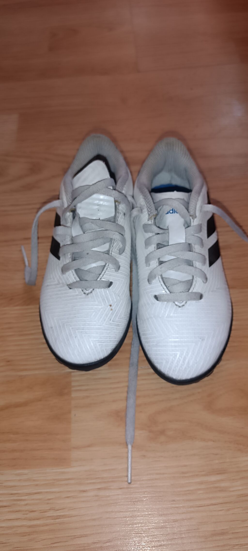 Adidas Messi dečje fudbalske patike za veštačku travu (TF/turf). ug 18