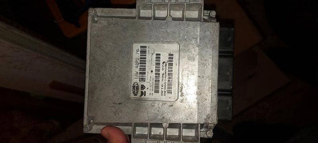 KOMPJUTER 1.1 ZA PEUGEOT 206 | imam sve delove za peugeot 206