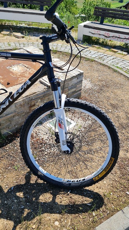 Univega Alpina Cross X brdski bicikl - Ram: aluminijumski, geometrija