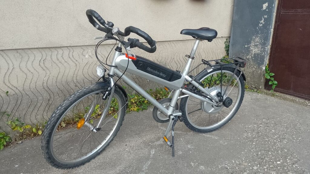 Mercedes-Benz Hybrid Bike – gradsko-touring električni bicikl sa