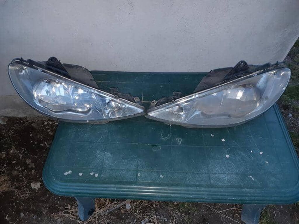 FAROVI NOVI TIP ZA PEUGEOT 206 | Farovi za peugeot 206