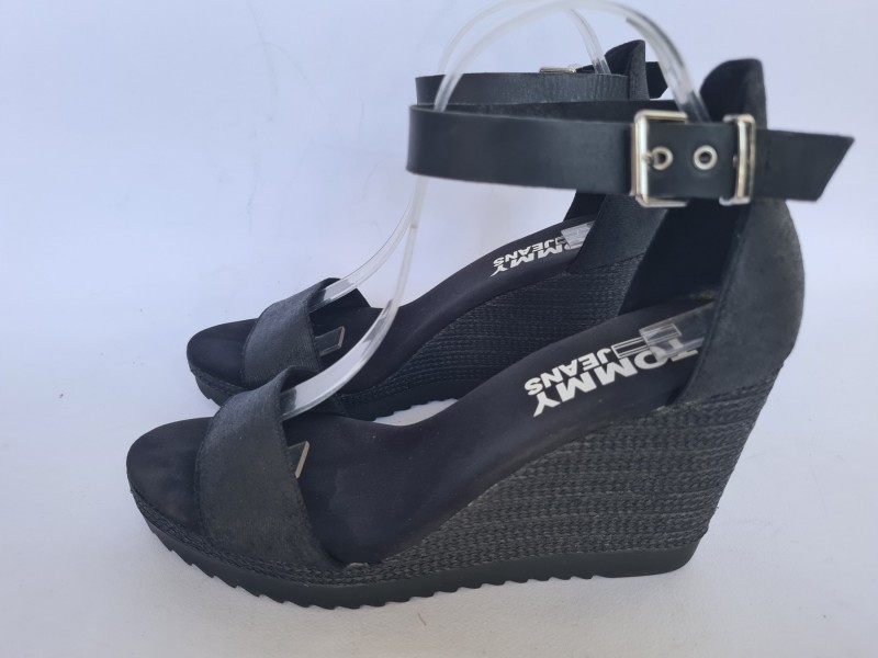 Original TOMMY HILFIGER sandale 41*26,5 kao NOVE