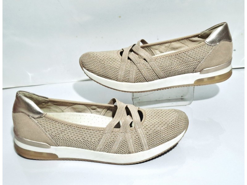 Kao NOVE ,,MEDICUS,, odlicne cipele br.39