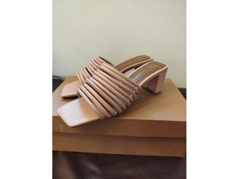 Cox kozne papuce 38 nove