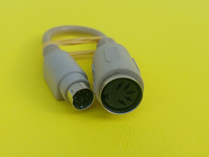 Adapter za STARU TASTATURU - Br.1