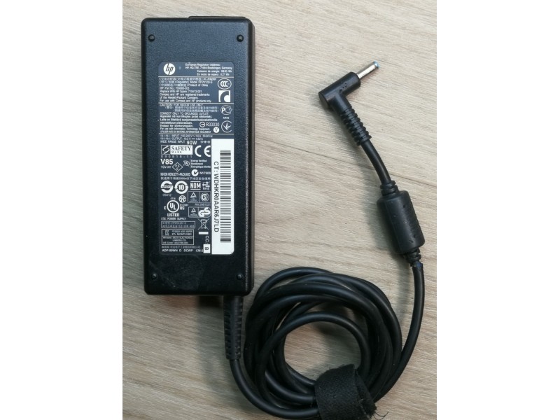 Adapter HP PPP012D-S 19,5V --- 4,62A 90W