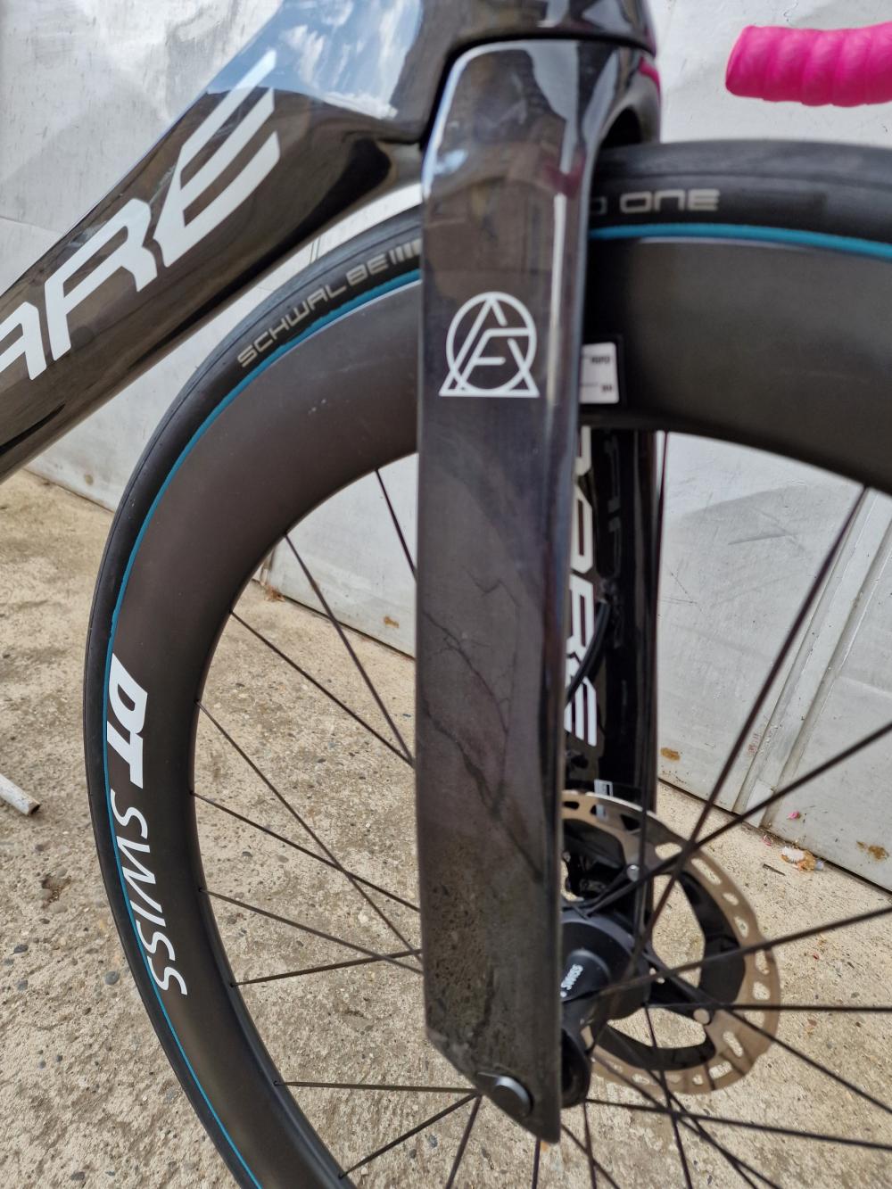 Dura ace 2x12 di2 sve carbon nema dalje ....