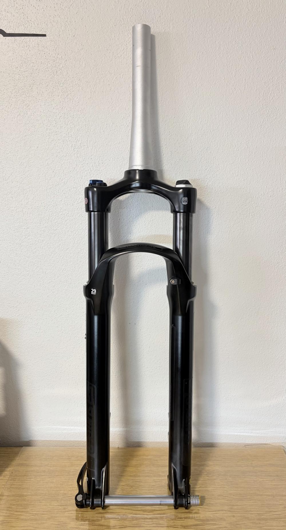 Sr Suntour XCR 32