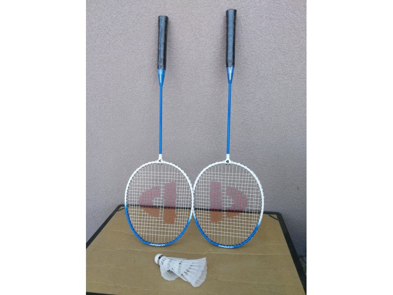 Set reketa i loptica za badminton