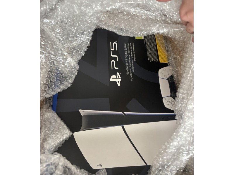 Sony PlayStation 5 825GB Slim Digital Edition