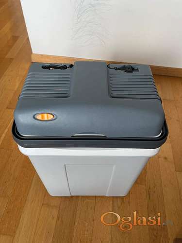 Veliki prenosivi auto frižider Continental Edison 35L, 12/220V (oba kabla)