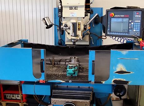 CNC univerzalna glodalica Southwestern industrie INC. Trak DPM750