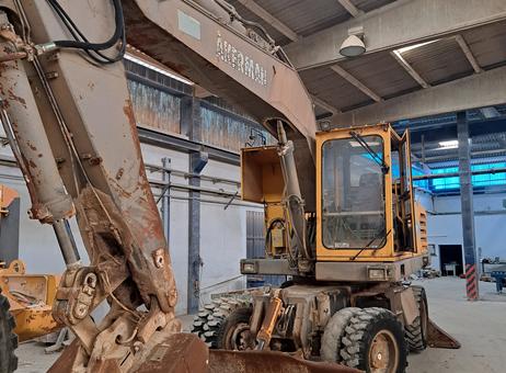 Bager Volvo AKERMAN EW230B
