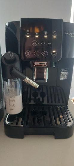De Longhi Magnifica nov
