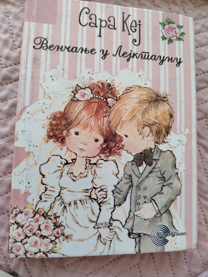 4 knjige SARA KEJ