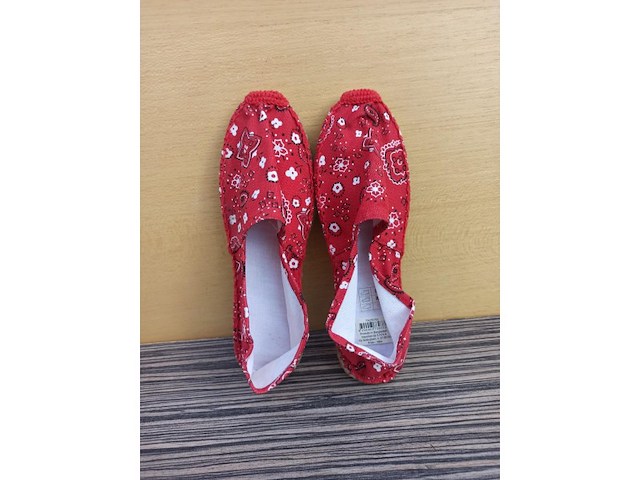 Crvene espadrile platnene bandana dizajn broj 39 NOVO