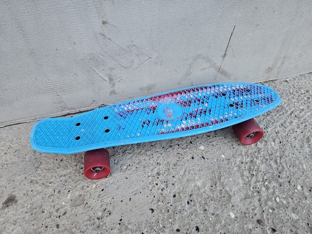 Mali slide skejt skejtboard PULP skate skateboard board