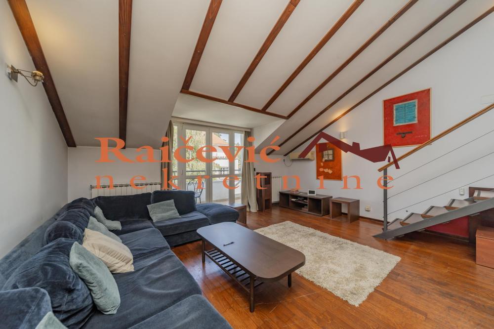 Bulevar oslobodjenja, Četvorosoban stan na prodaju, 136m2, 380.000€
