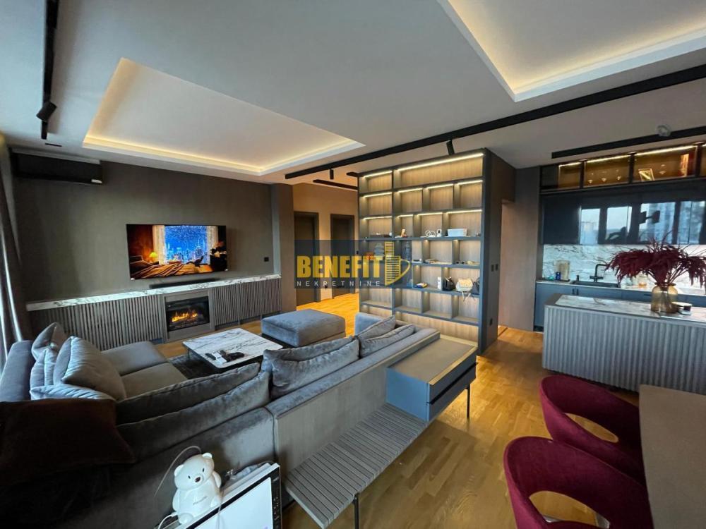 Petosoban stan na prodaju, 145m2, 590.000€
