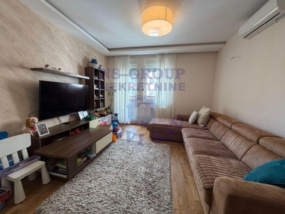 Trosoban stan na prodaju, 65m2, 227.650€
