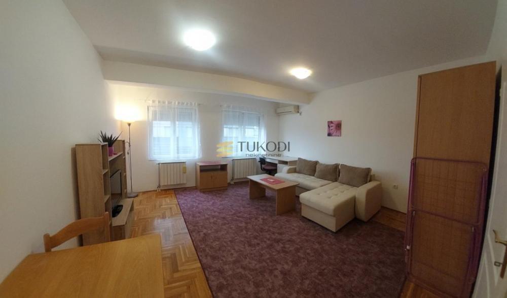 Jednosoban stan za izdavanje, 30m2, 270€