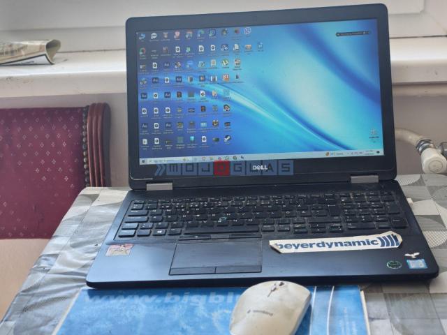 DELL Latude E5570