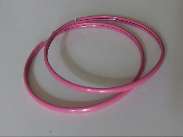 Roze alke vece