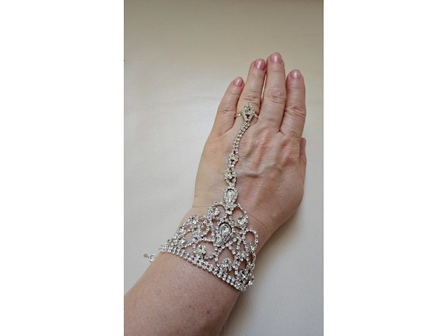 Chain Link Finger Ring Wristband nova narukvica