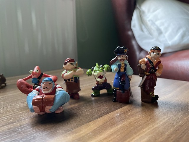 Kinder Ferrero Pirati (Monsters &; Pirates 2008)