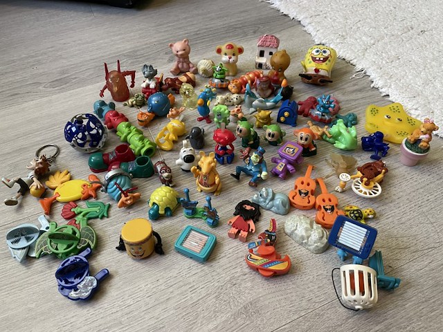 Kinder surprise lot