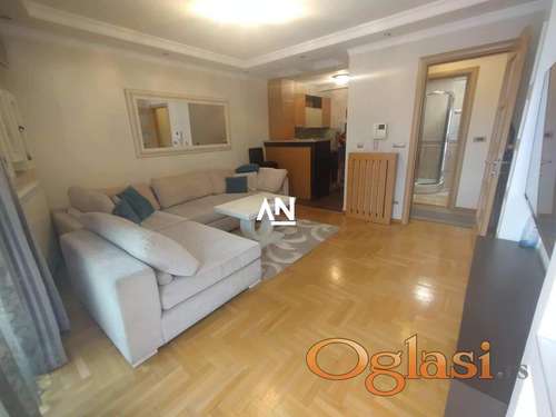 Vračar, Hram, Patrijarha Varnave, 50m2 ID#38389