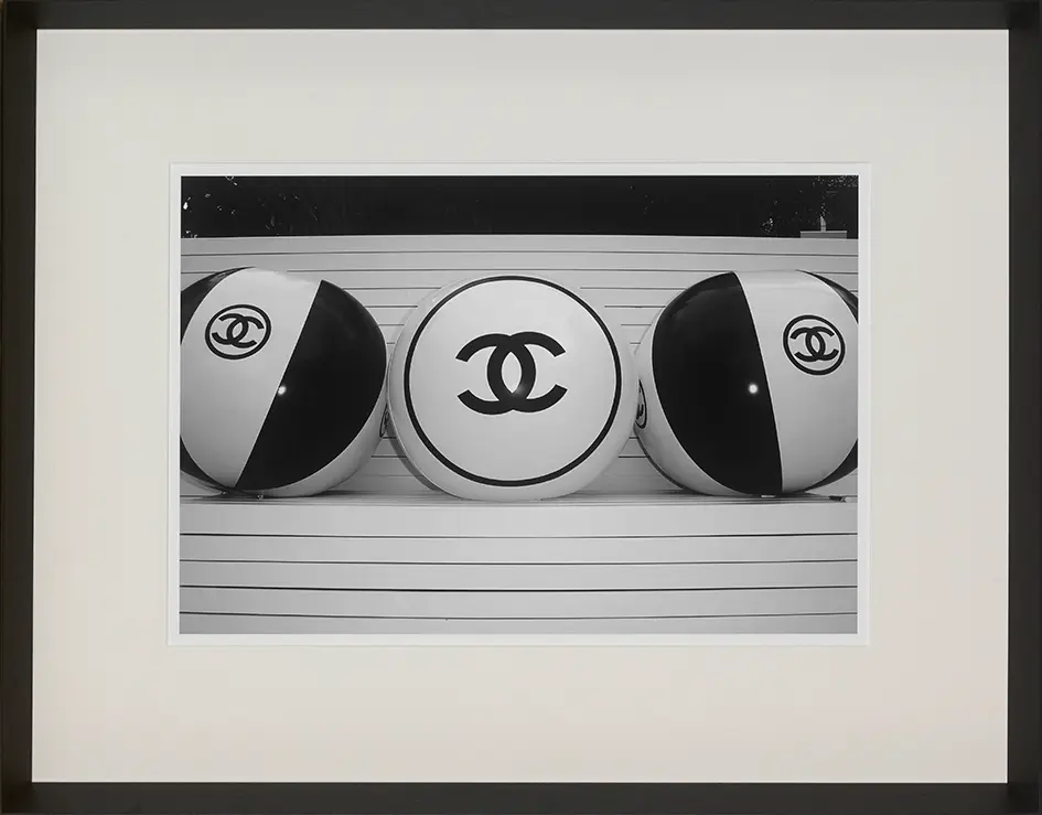 Slika – “Chanel Beach Balls“
