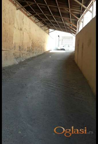 IZDAJEM PARKING MESTO