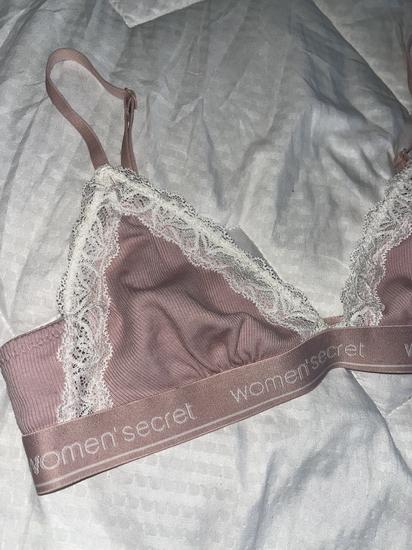 Women’Secret brushalter