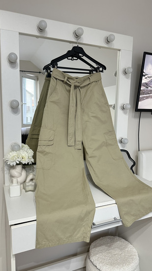 Zara pantalone