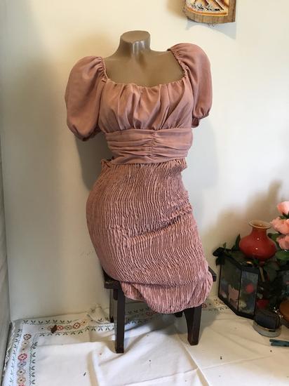 L&S roze sa zabicama na ledjima masna S/M