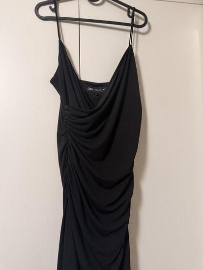 Zara crna mini haljina- NOVO