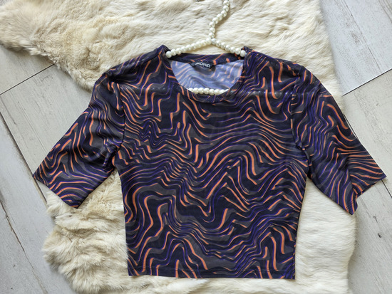 Monki original crop top s