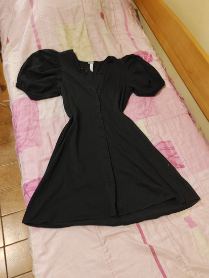 H&M crna haljina puf rukav *pamuk
