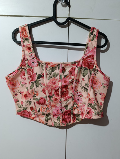 Shein cvetni korset