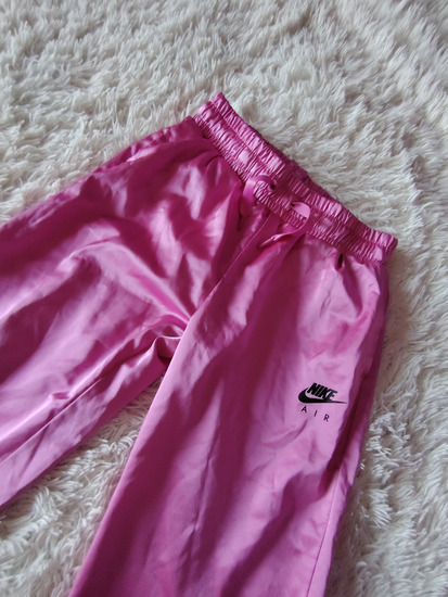 Nike trenerka od satena
