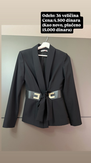 Crno elegantno odelo